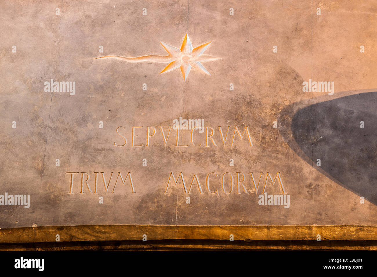 Relics of the magi hi-res stock photography and images - Alamy