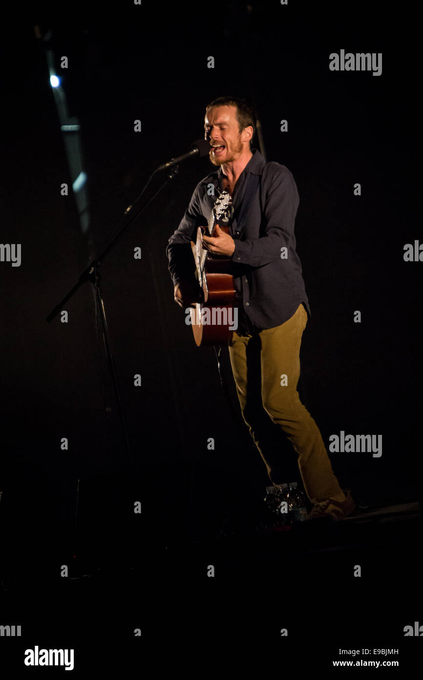 Damien rice teatro hi-res stock photography and images - Alamy