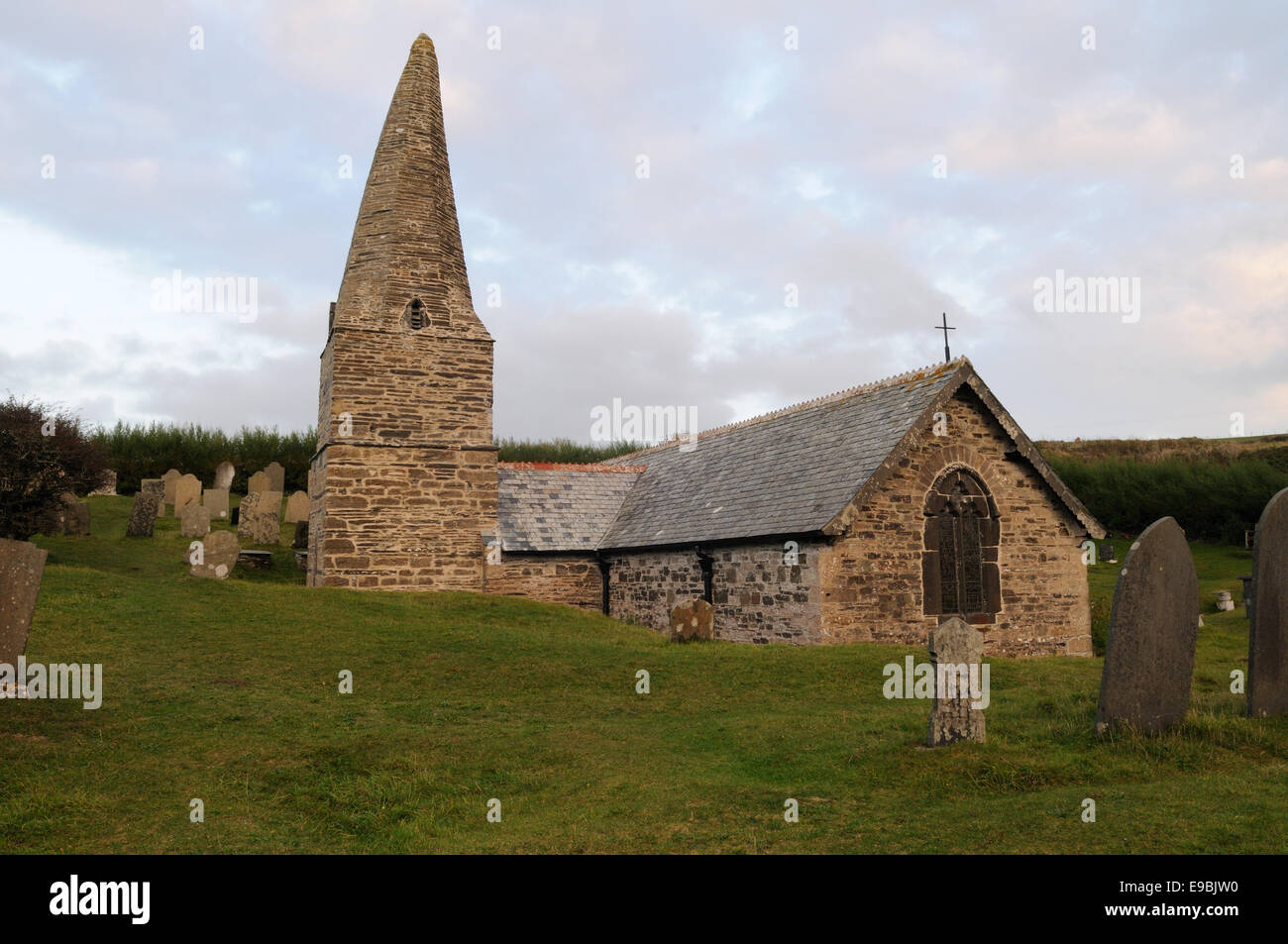 St_enodoc_church hi-res stock photography and images - Alamy
