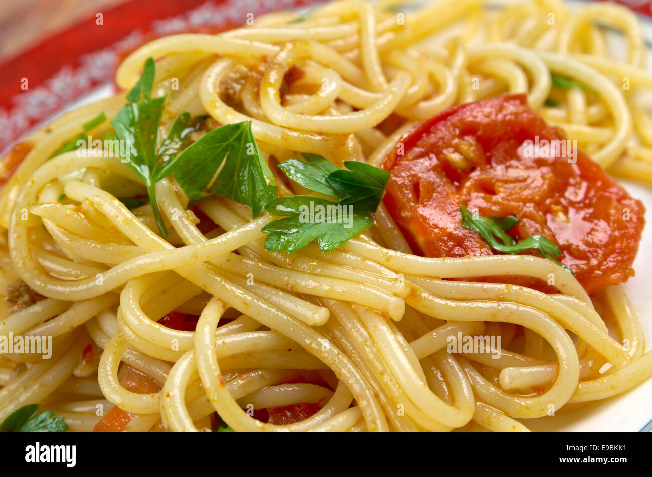 Spaghetti Piccanti al Pomodoro Fresco Stock Photo - Alamy