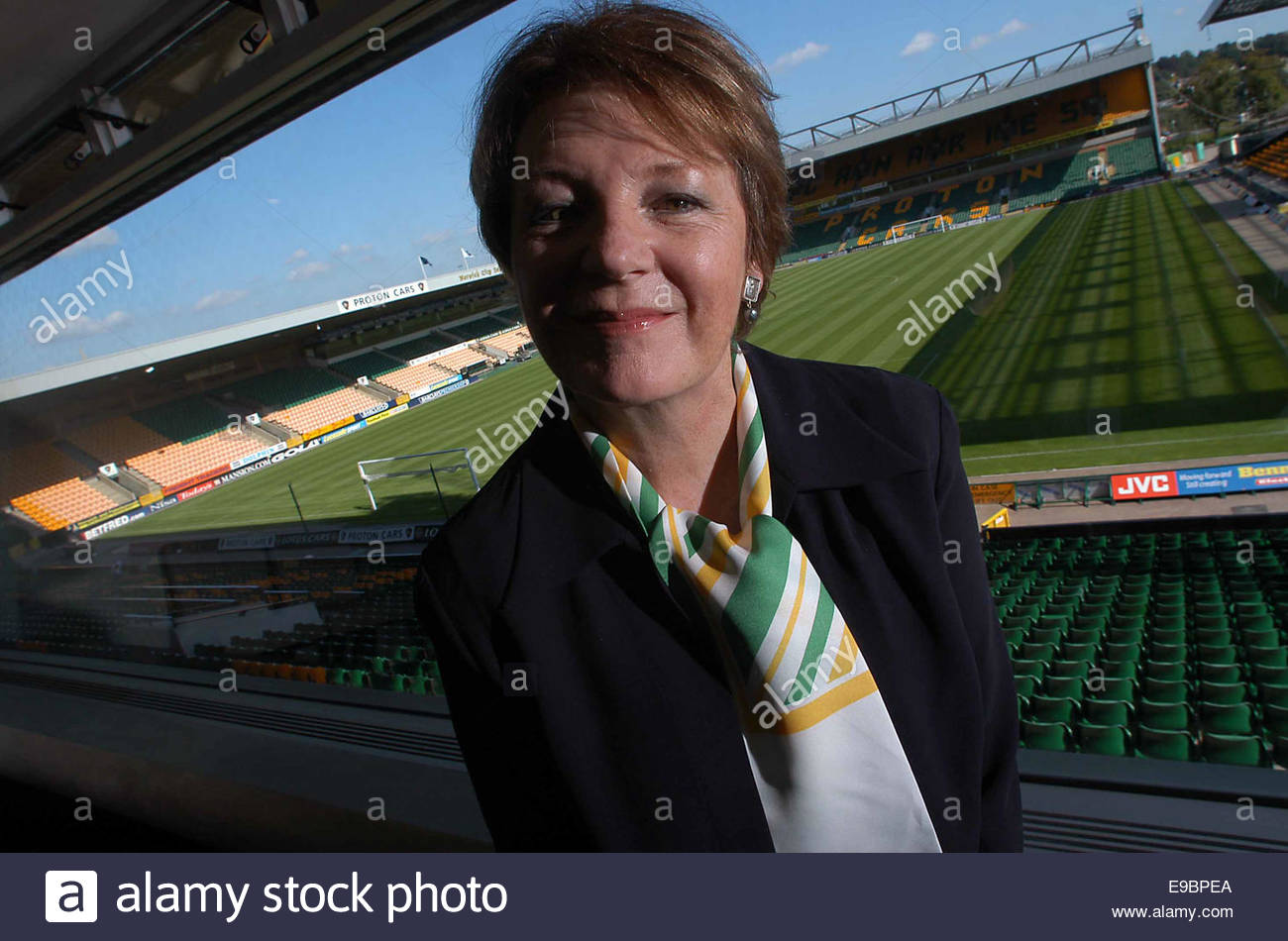 Delia Smith Stock Photos & Delia Smith Stock Images - Alamy