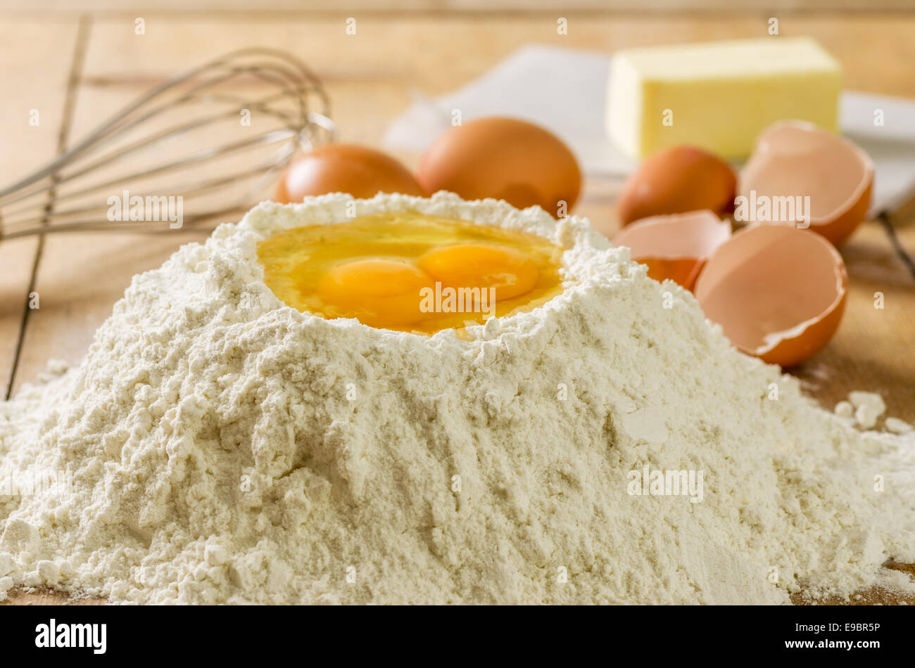Basic baking ingredients eggs hi-res stock photography and images - Alamy