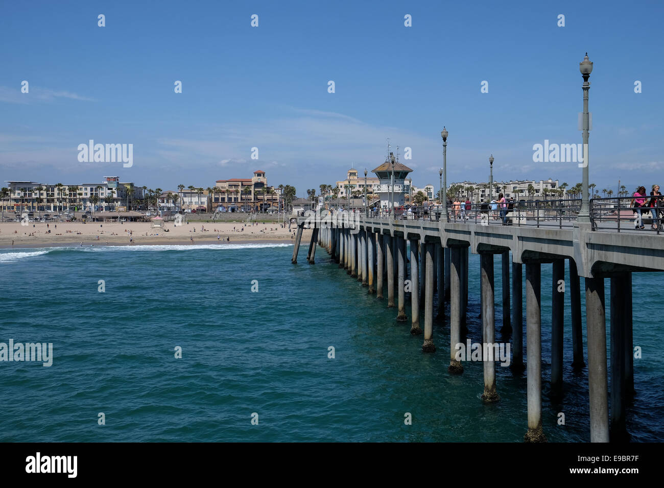 Huntington beach boardwalk hi-res stock photography and images - Alamy
