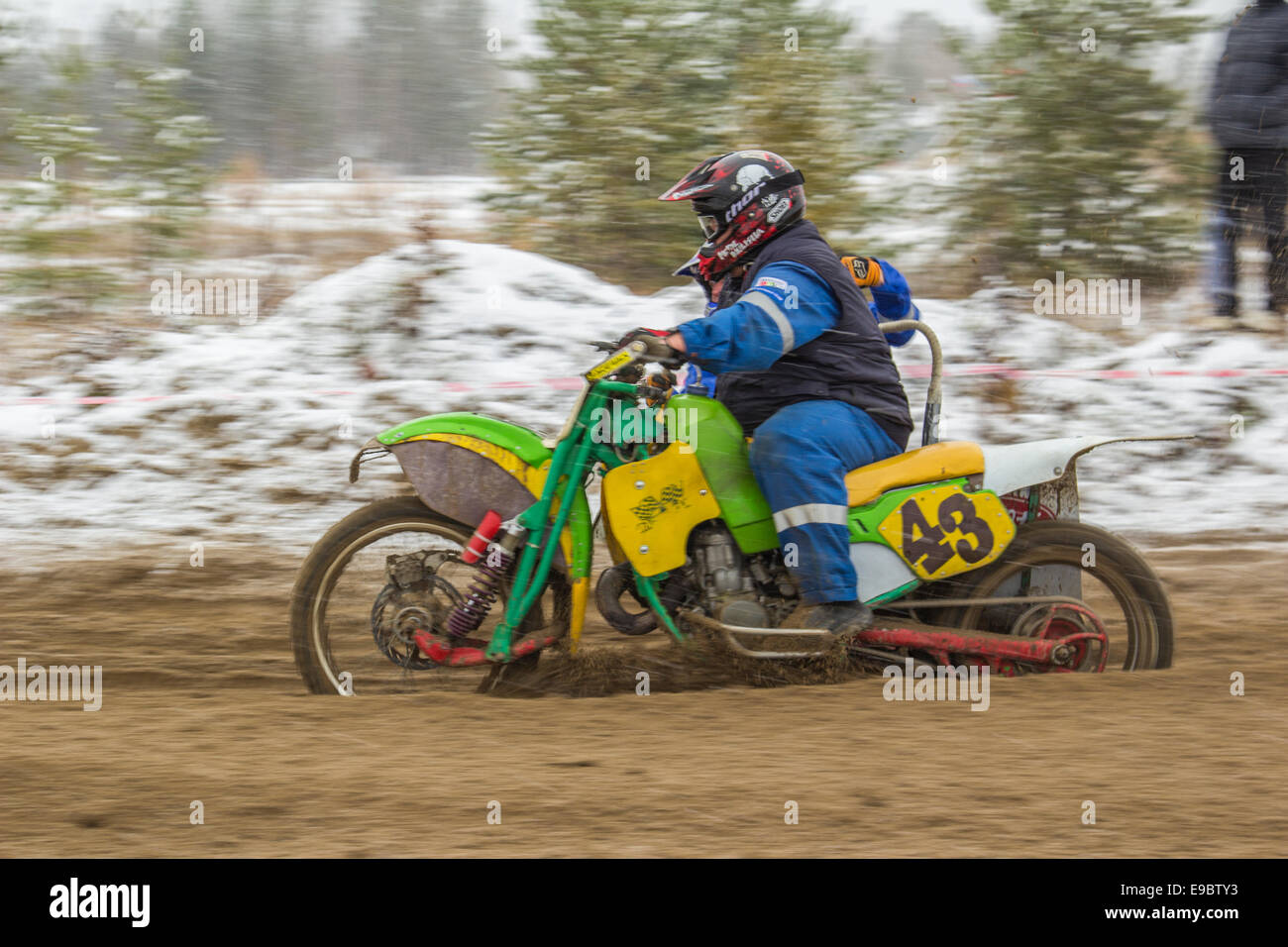 Circuit race on a motorcycle with a sidecar Stock Photo - Alamy