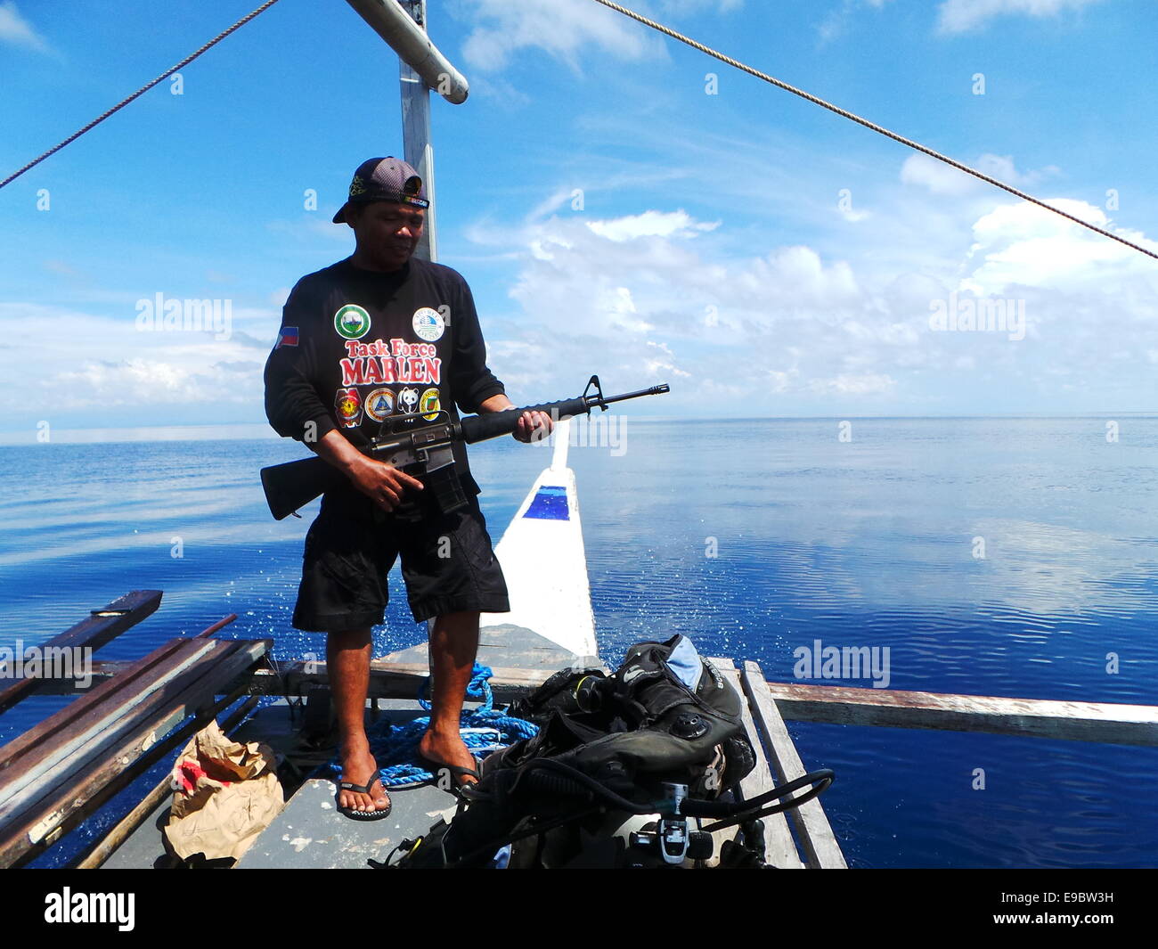 Park rangers composed of Task force MARLEM, Philippine Army and ...