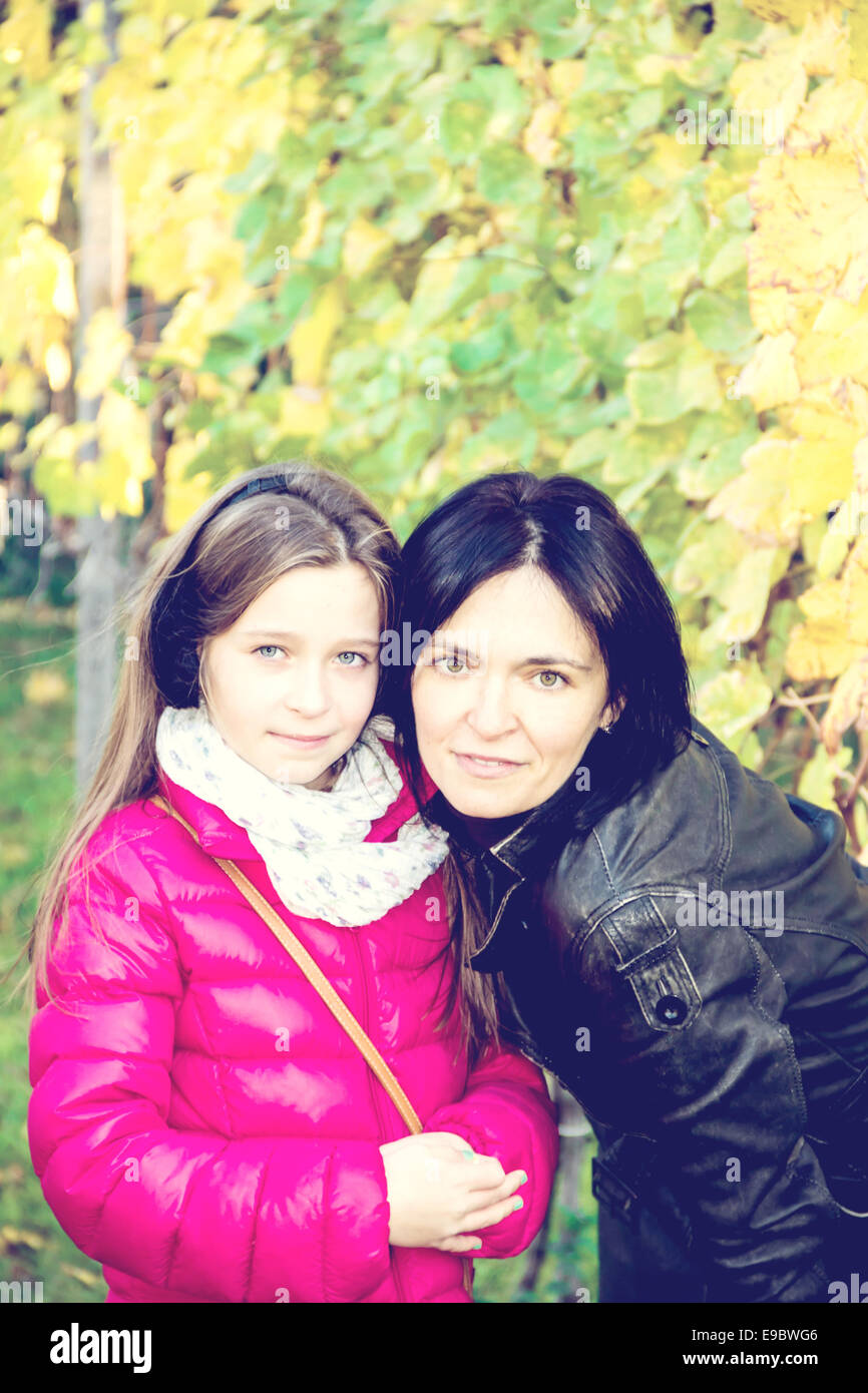 mother and daughter Stock Photo - Alamy