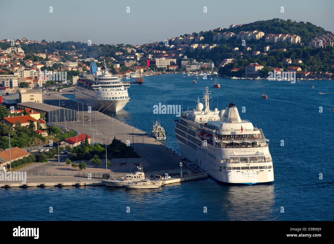 Cruise ships and Gruz harbour at Dubrovnik in Croatia Stock Photo - Alamy