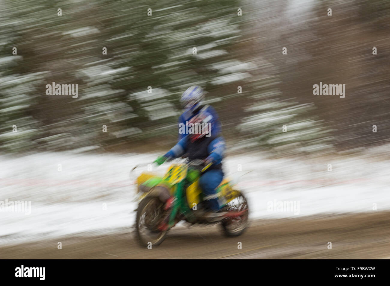 Circuit race on a motorcycle with a sidecar Stock Photo - Alamy
