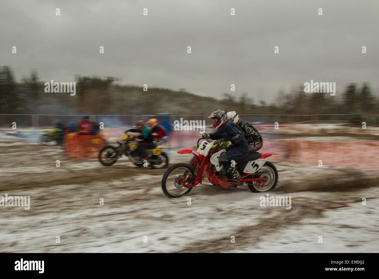 Circuit race on a motorcycle with a sidecar Stock Photo - Alamy