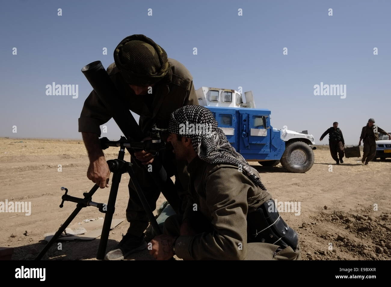 Isis fighter shoot High Resolution Stock Photography and Images - Alamy
