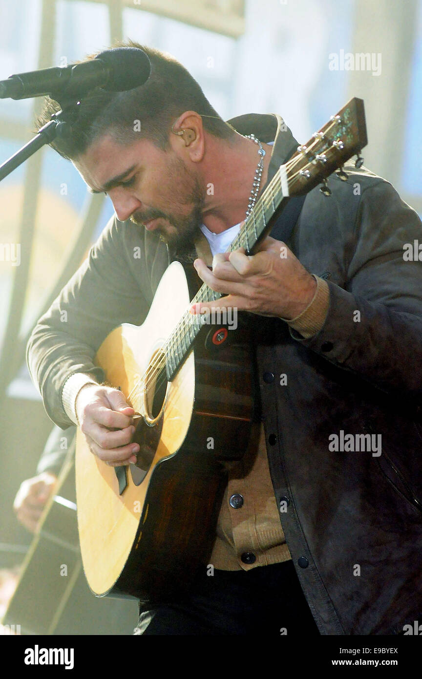 Juanes performing live on the 'Today' show Featuring: Juanes Where: New ...
