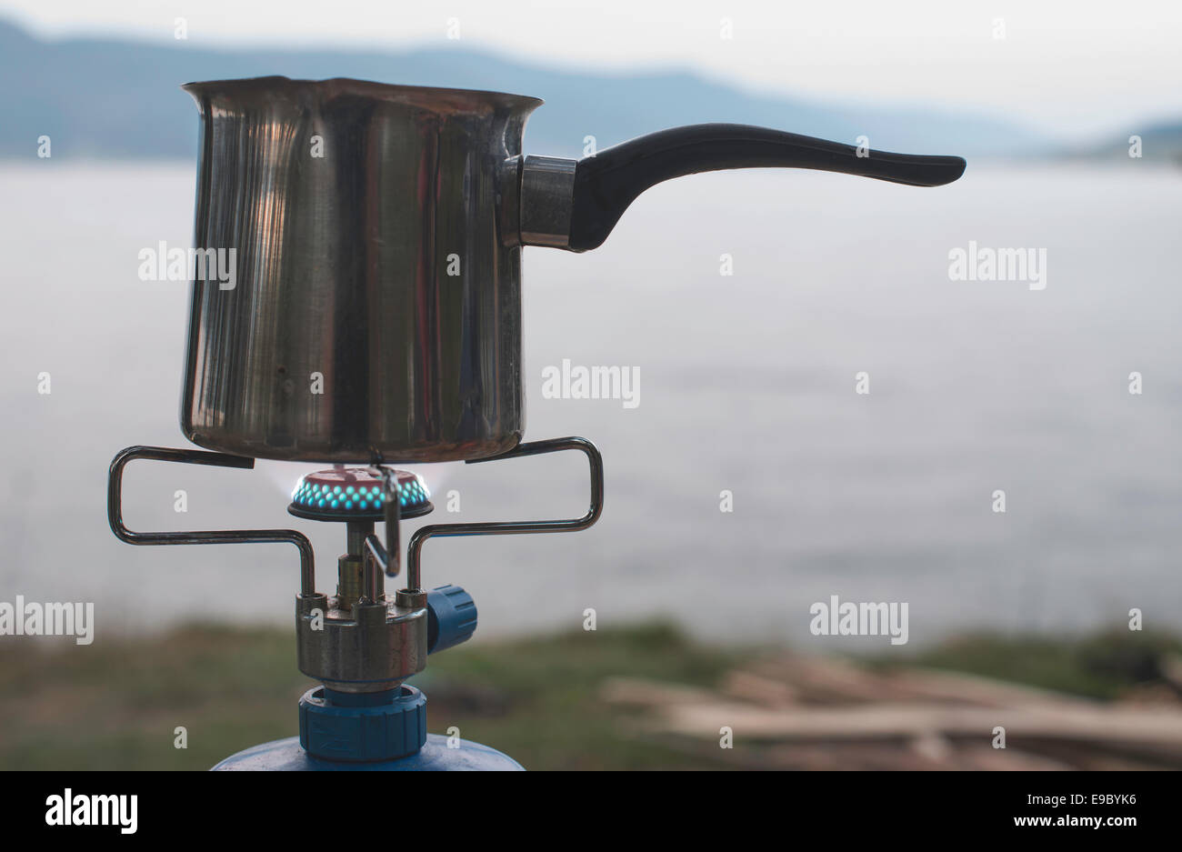 Tea pot fire hi-res stock photography and images - Alamy
