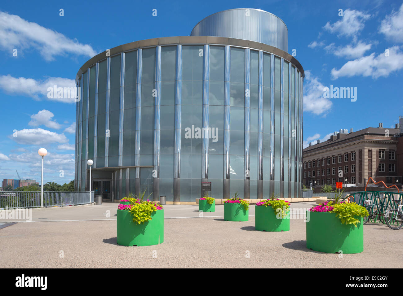 Minneapolis architecture hi-res stock photography and images - Alamy