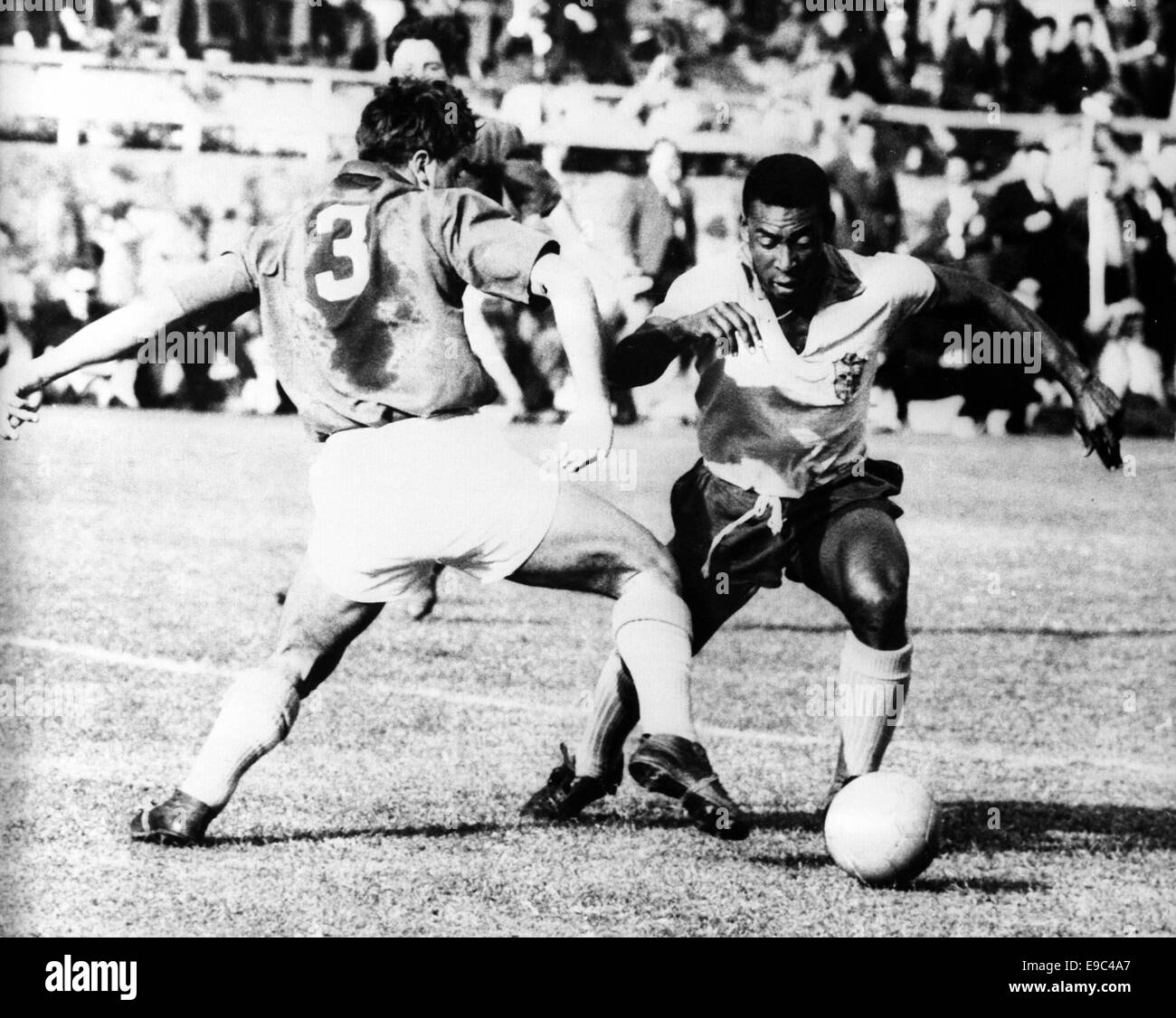 14.03.1970. Rio de Janeiro, Brazil. Pele (Brasil) Dribbling, at the ...