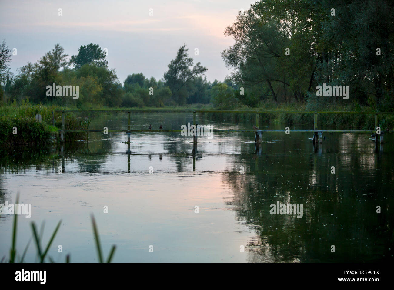 Bridge test hi-res stock photography and images - Alamy
