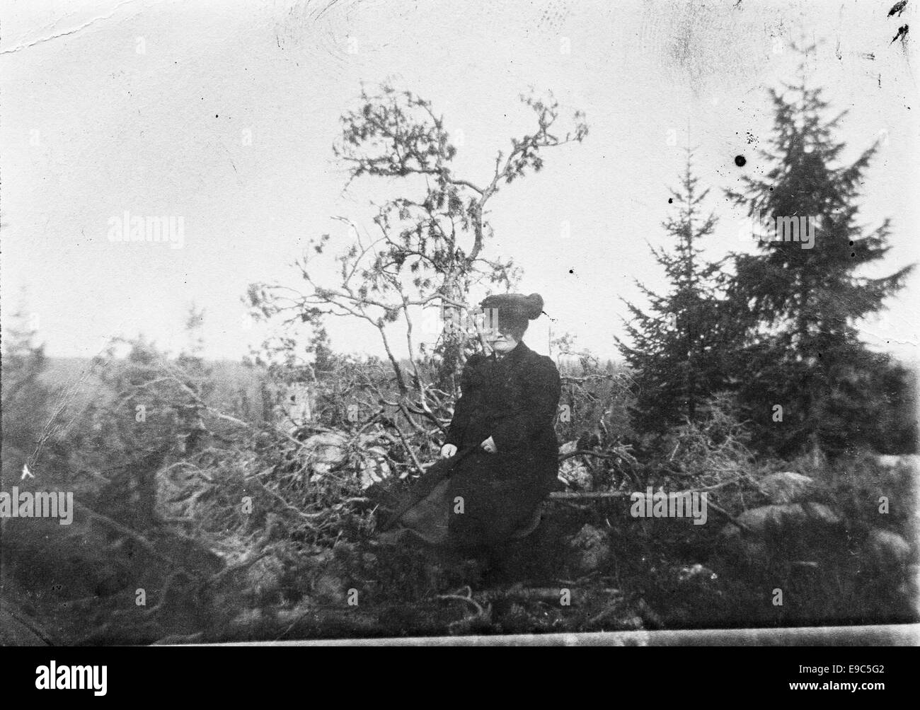 This photograph shows Helena Edith, the mother of Finnish poet Edith ...