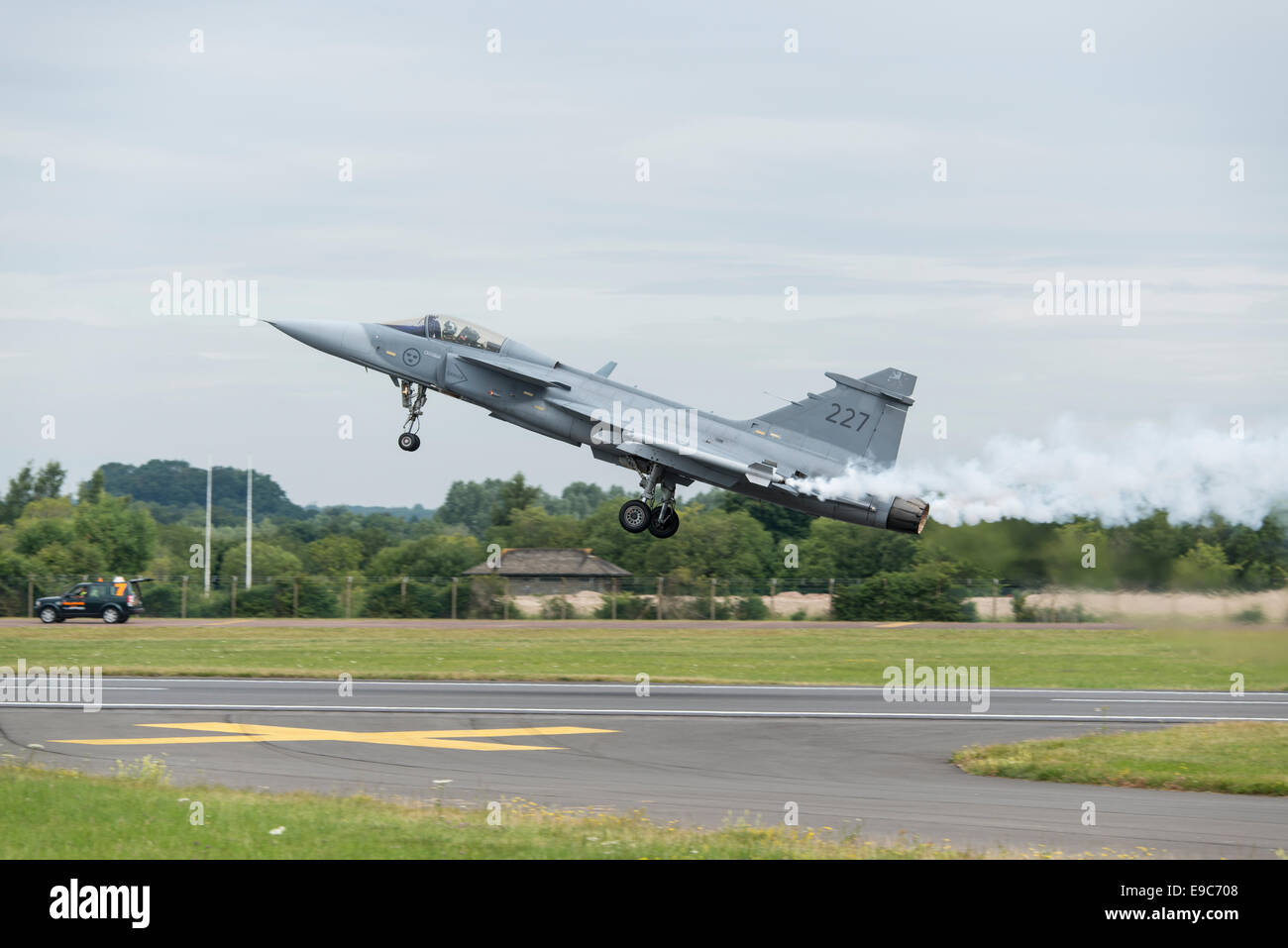 Multirole fighter aircraft hi-res stock photography and images - Alamy