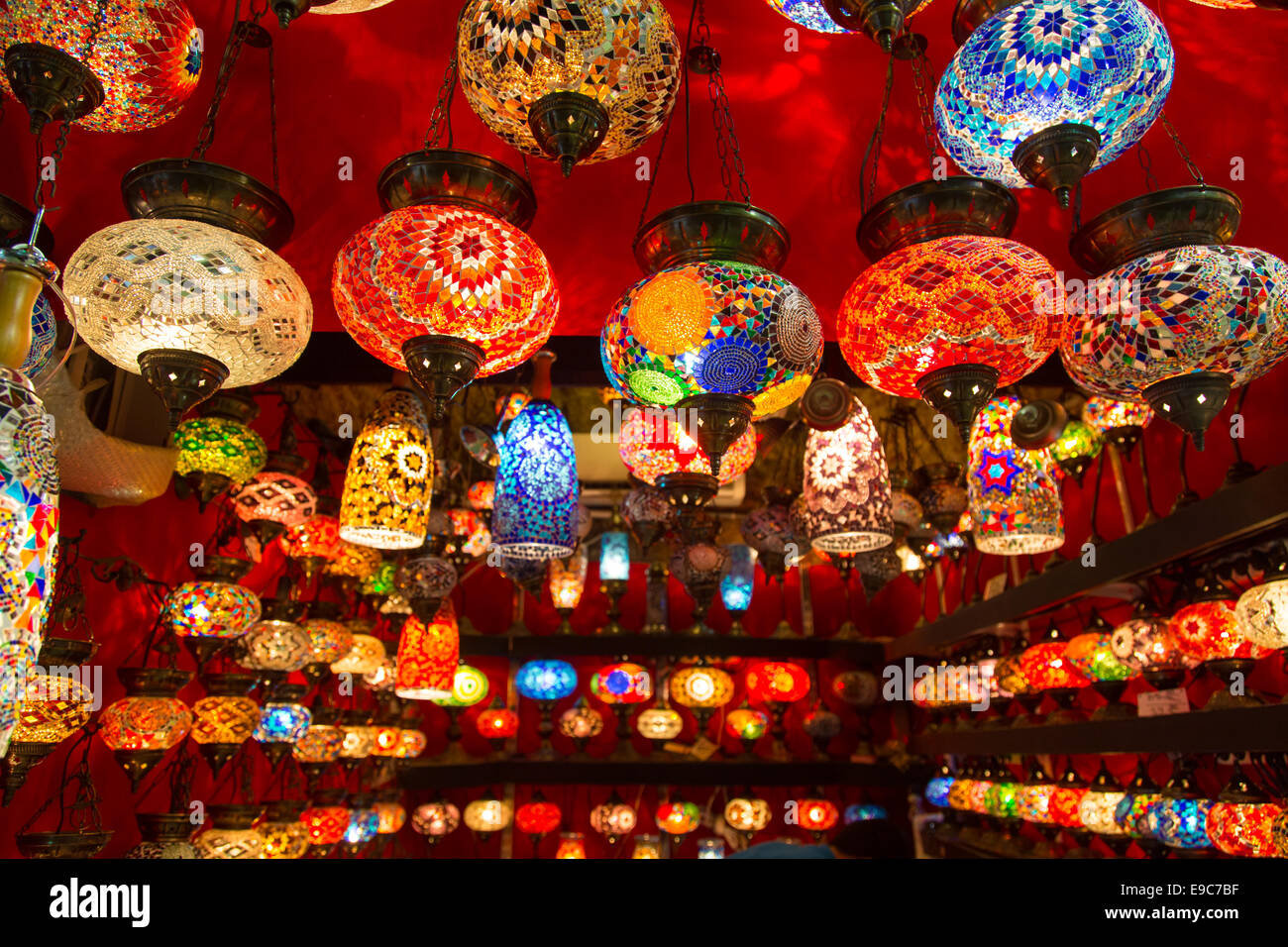 Laterns hi-res stock photography and images - Alamy