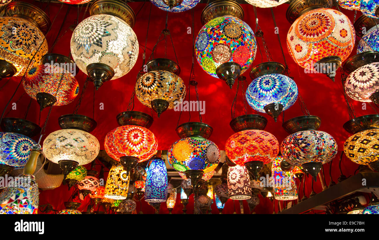 Laterns hi-res stock photography and images - Alamy