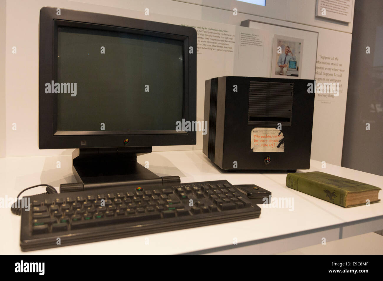 Tim berners lee computer hi-res stock photography and images - Alamy