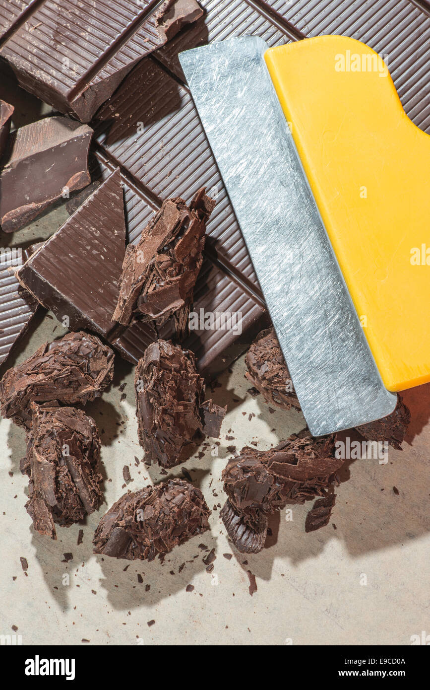 Tools for making chocolates. Chocolate bar Stock Photo - Alamy