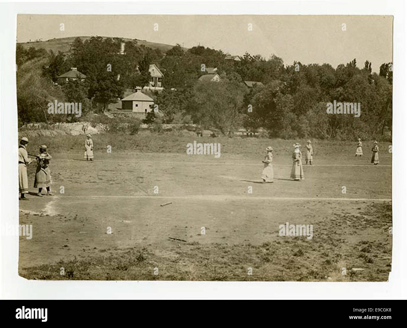 Female athletes in baseball hi-res stock photography and images - Alamy