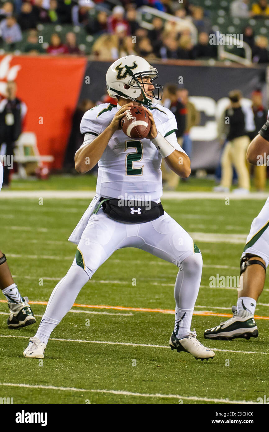 Cincinnati Bearcats quarterback Michael Colosimo (2) in the game ...