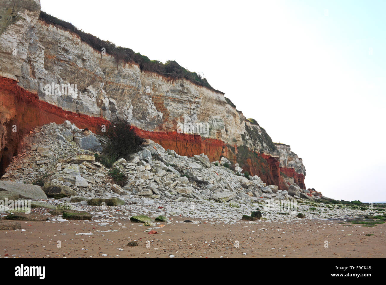 A view of the outcrop of cretaceous rocks in the cliffs at Hunstanton ...