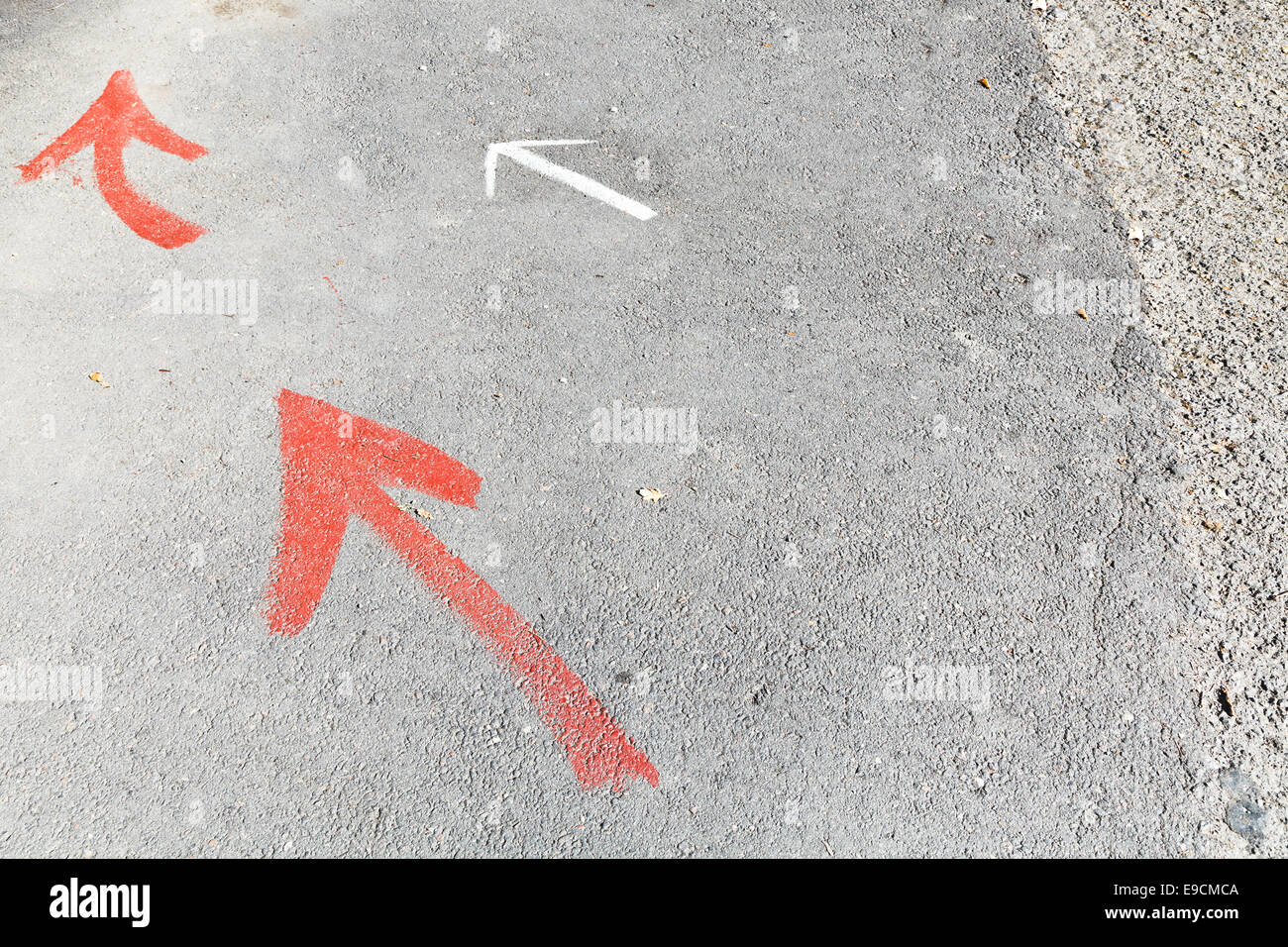 Road pointers hi-res stock photography and images - Alamy