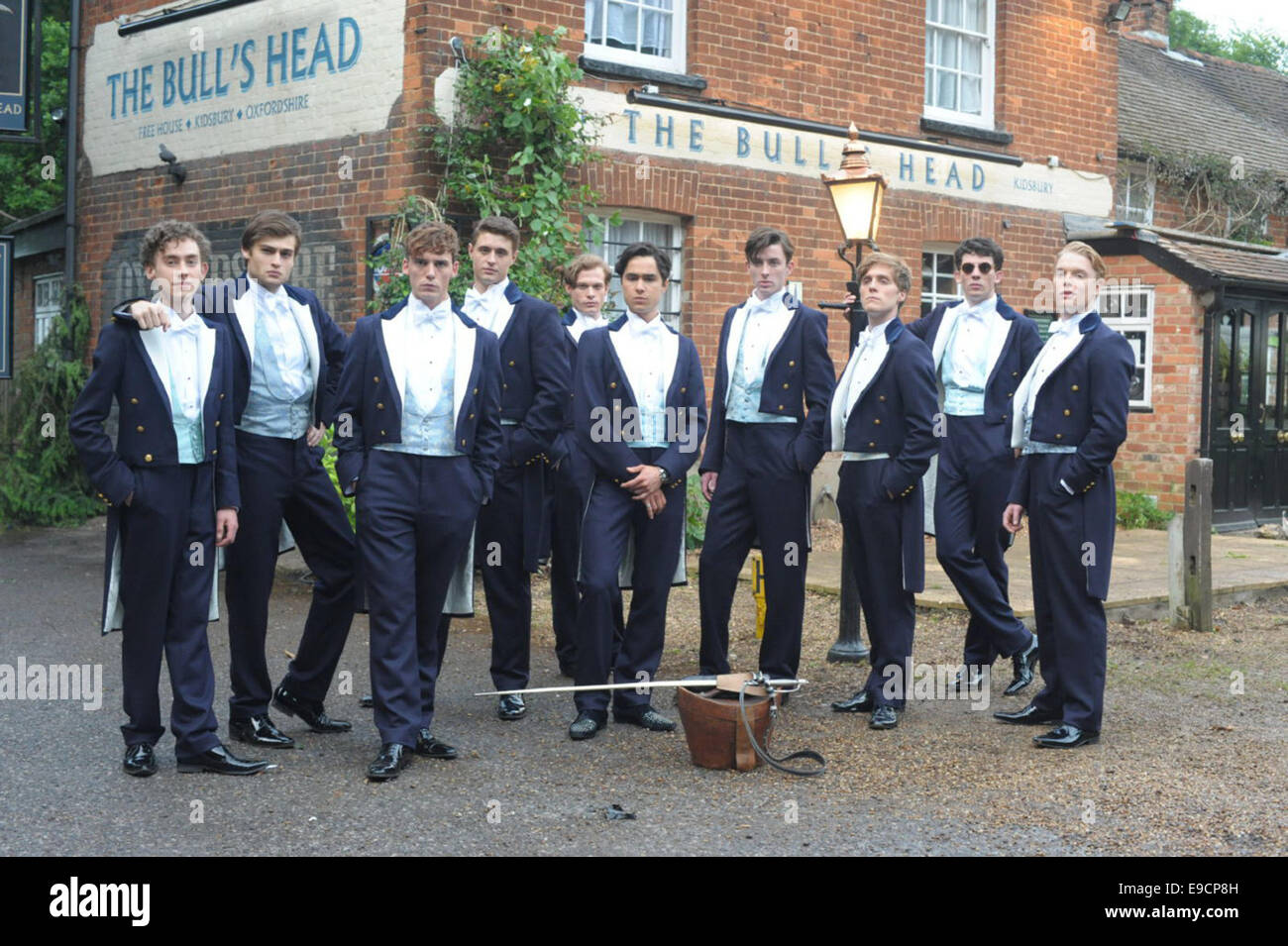 THE RIOT CLUB (2014) MATTHEW BEARD, MAX IRONS, OLLY ALEXANDER, DOUGLAS ...