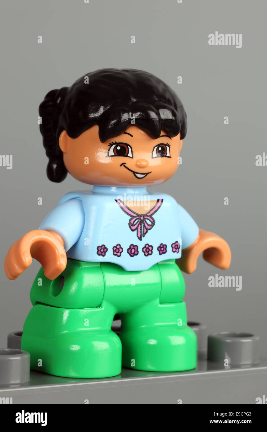 Girl with lego hi-res stock photography and images - Alamy