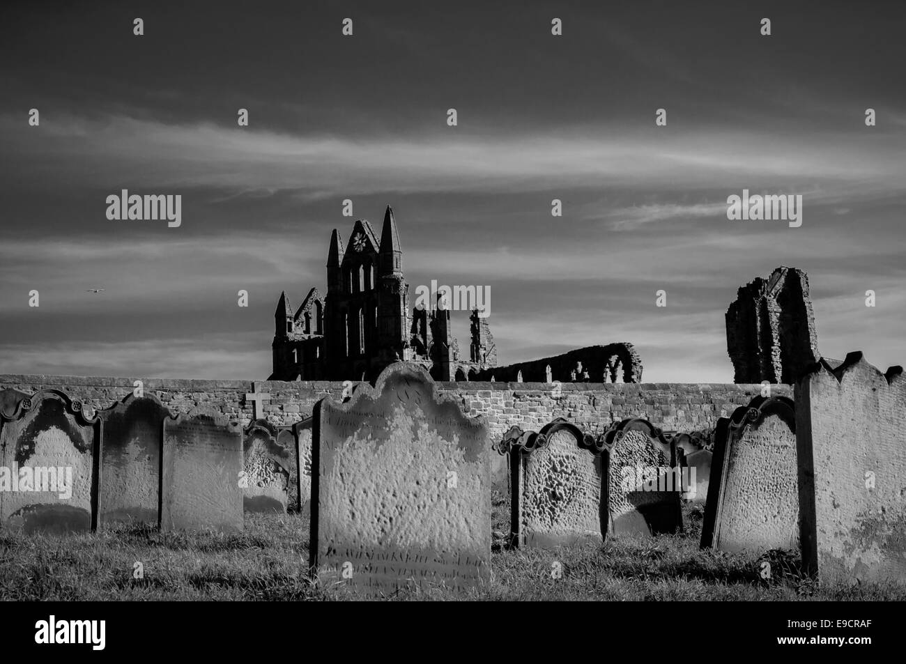 Whitby abbey and cemetery hi-res stock photography and images - Alamy