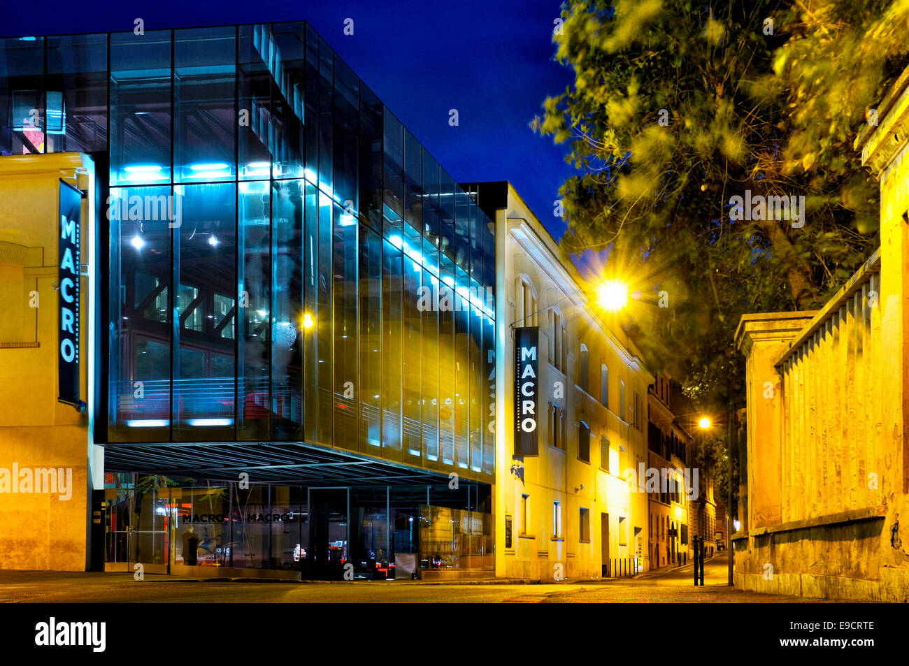 Macro rome via nizza hi-res stock photography and images - Alamy