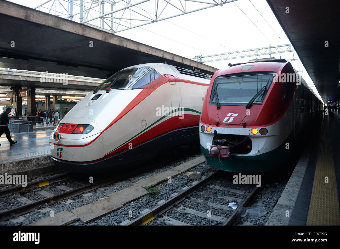 Trenitalia trains hi-res stock photography and images - Alamy