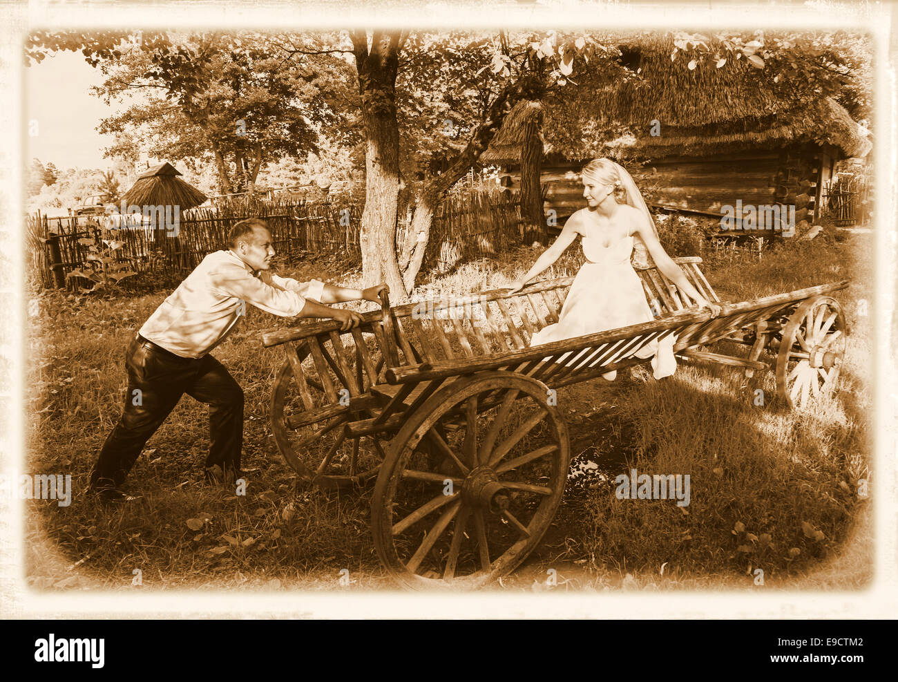 Wedding photo session in rural scenery Stock Photo - Alamy