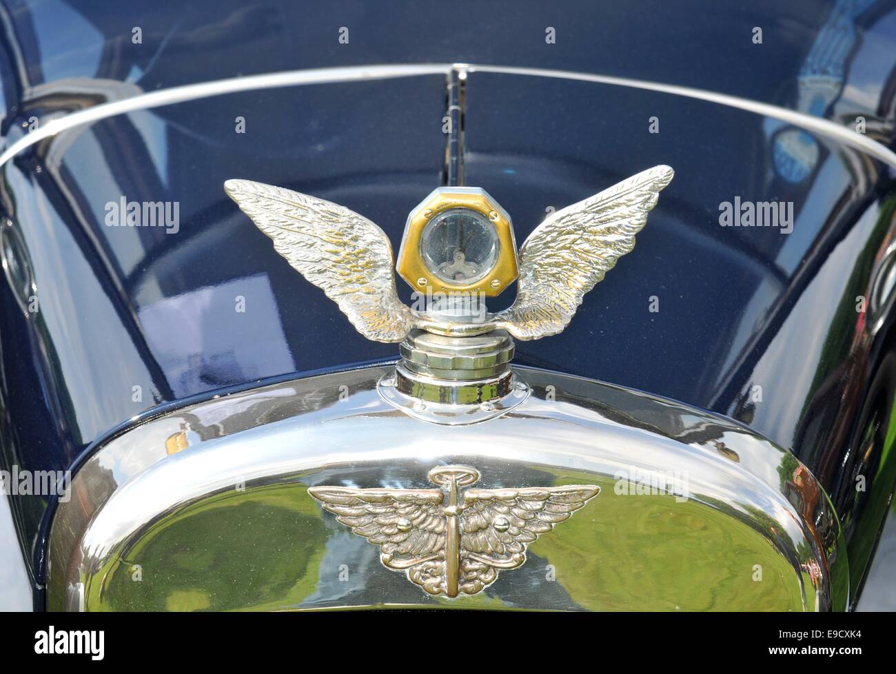 1950 car logos hi-res stock photography and images - Alamy