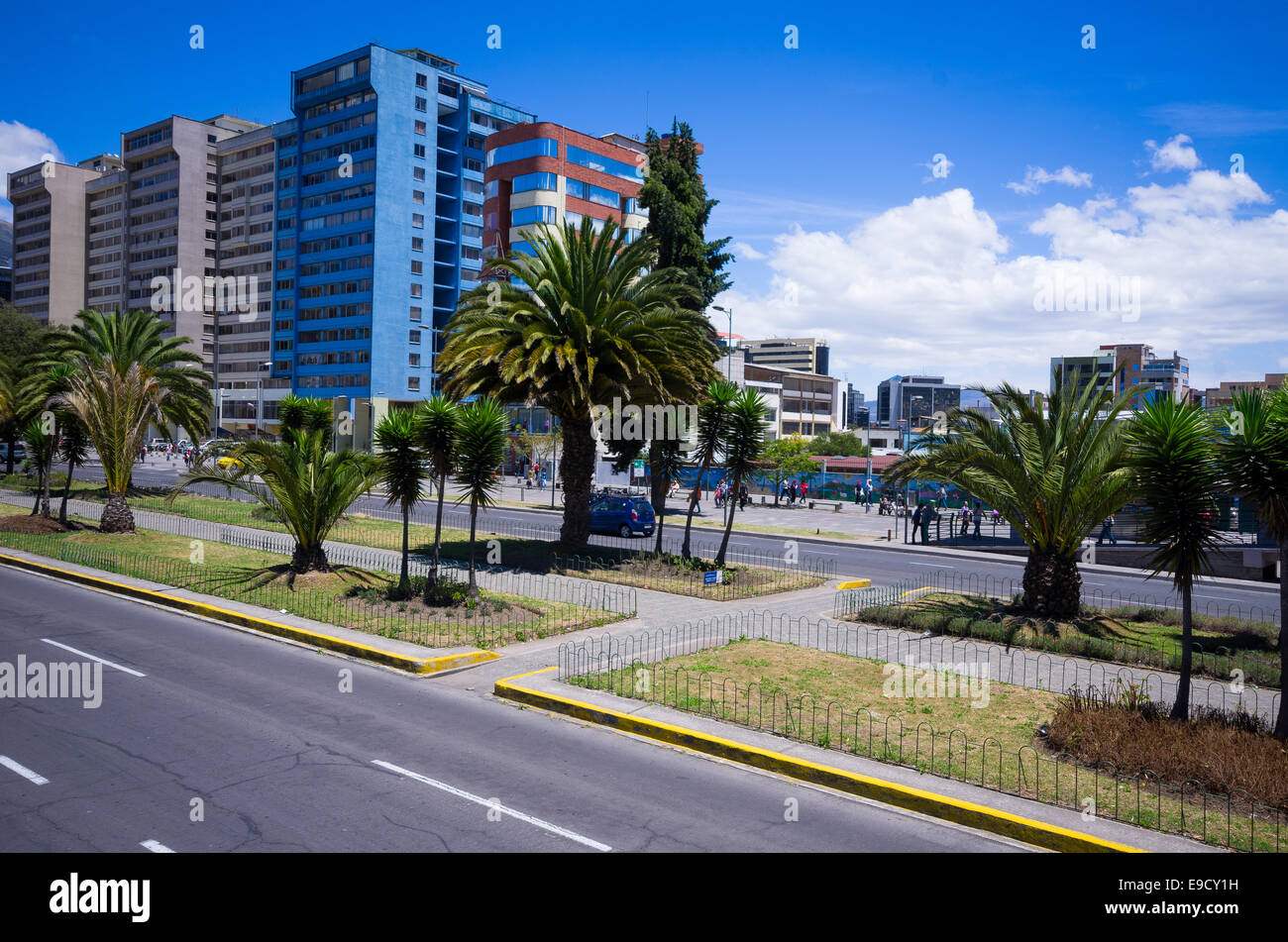 modern avenue in Quito Ecuador Stock Photo - Alamy