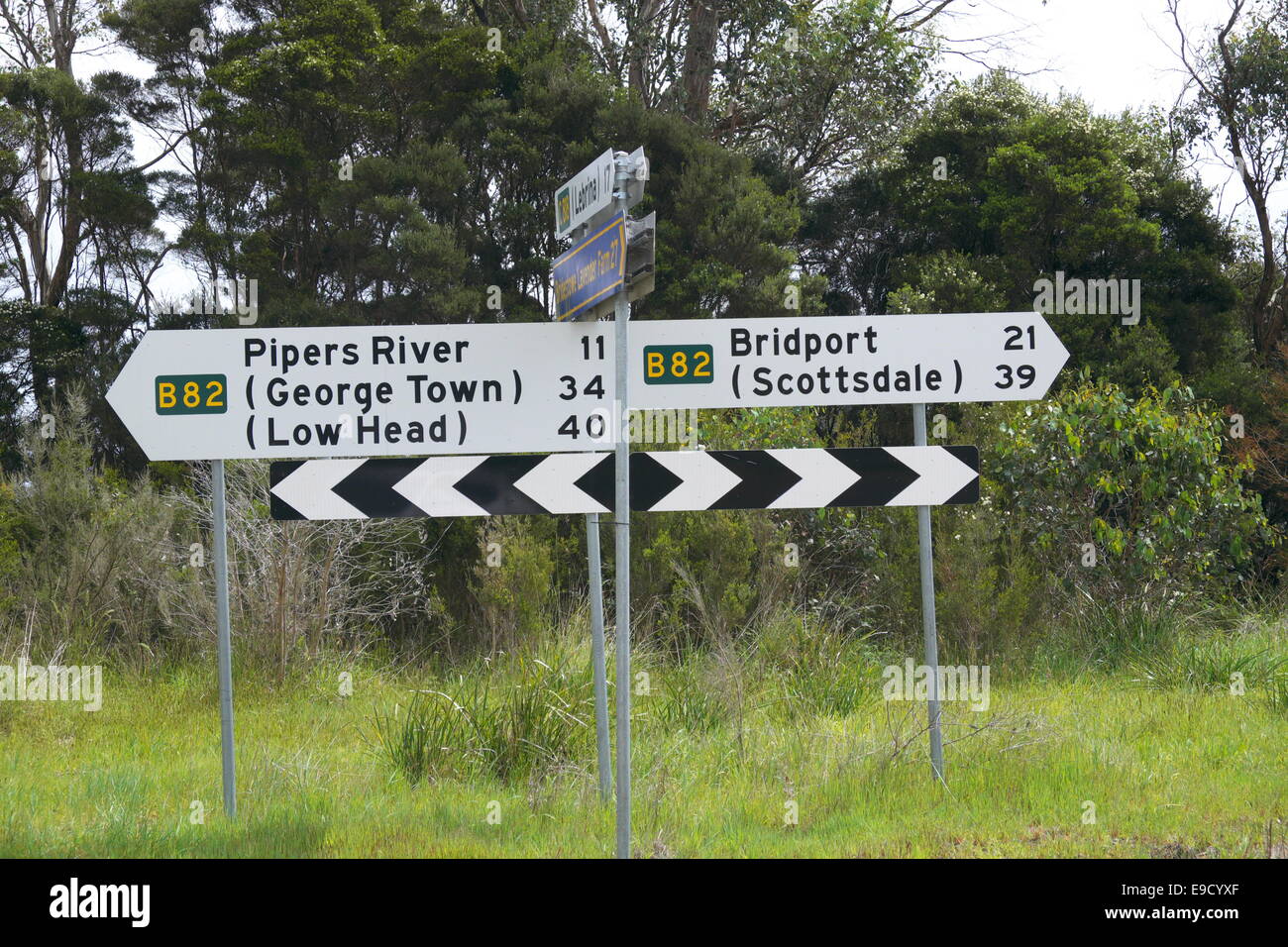 signpost on the B82 in north east tasmania,australia Stock Photo - Alamy