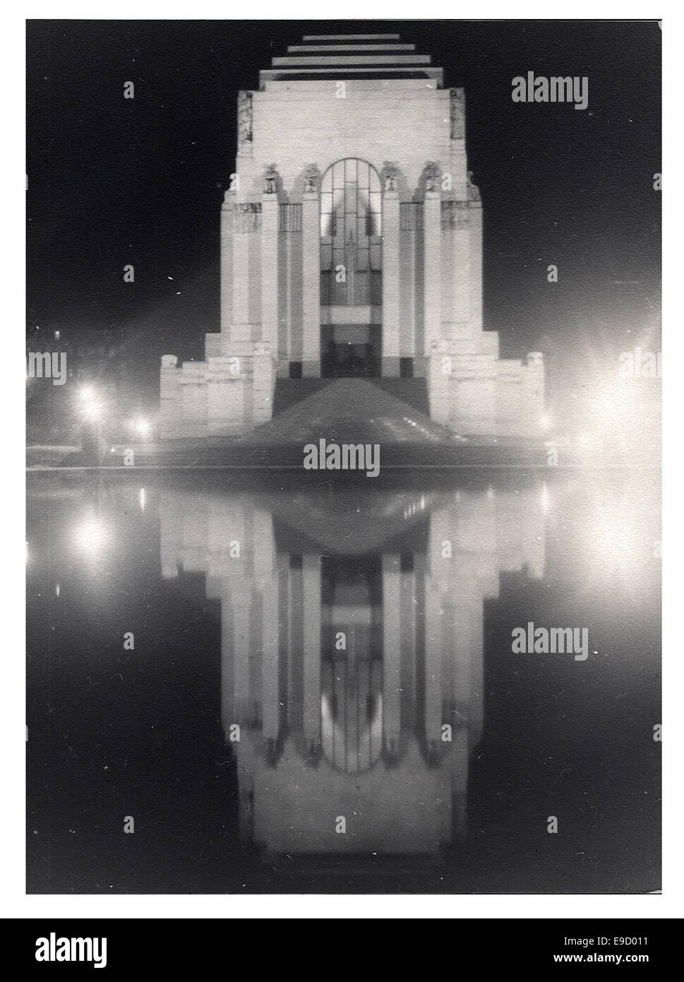 A photograph of the ANZAC War Memorial in Hyde Park, Sydney, Australia ...