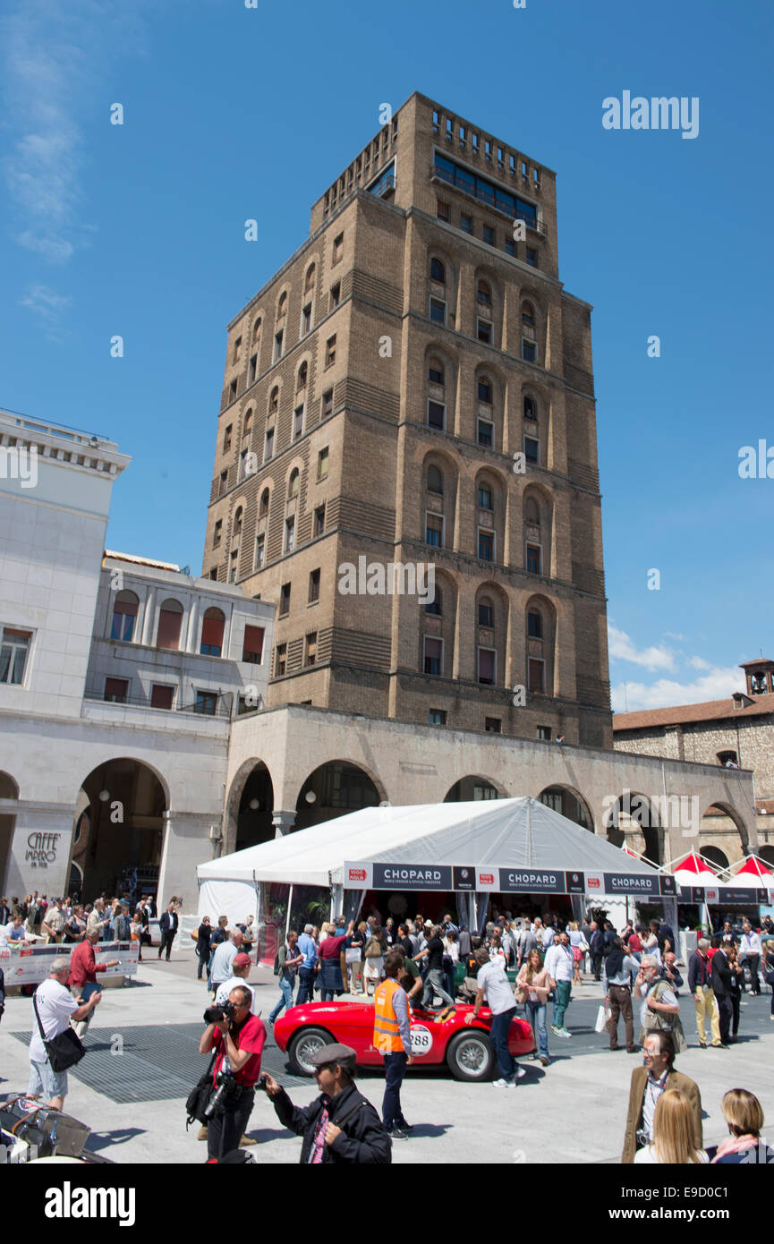 Oldtimer, People, Mille Miglia, 1000 Miglia Stock Photo - Alamy