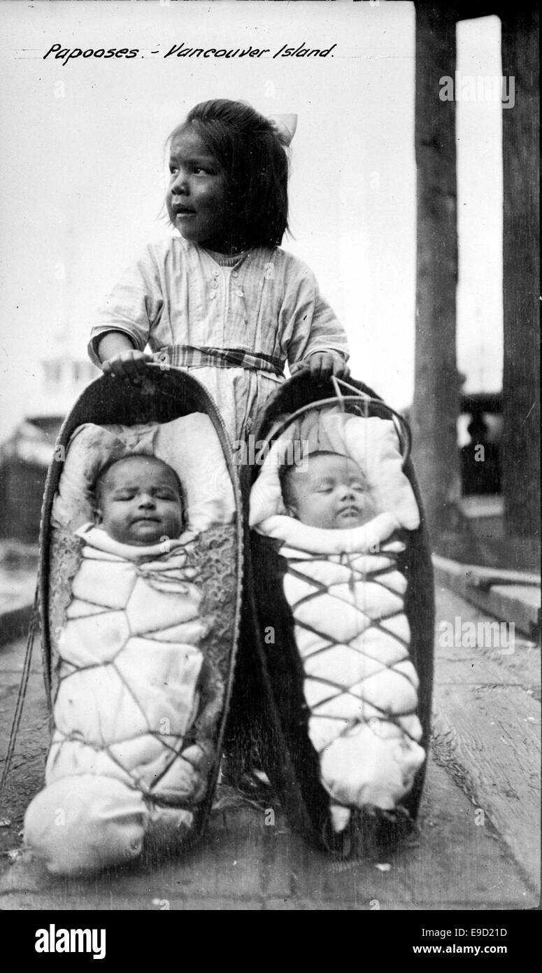 First Nations child and babies 2684 14124249014 o Stock Photo - Alamy