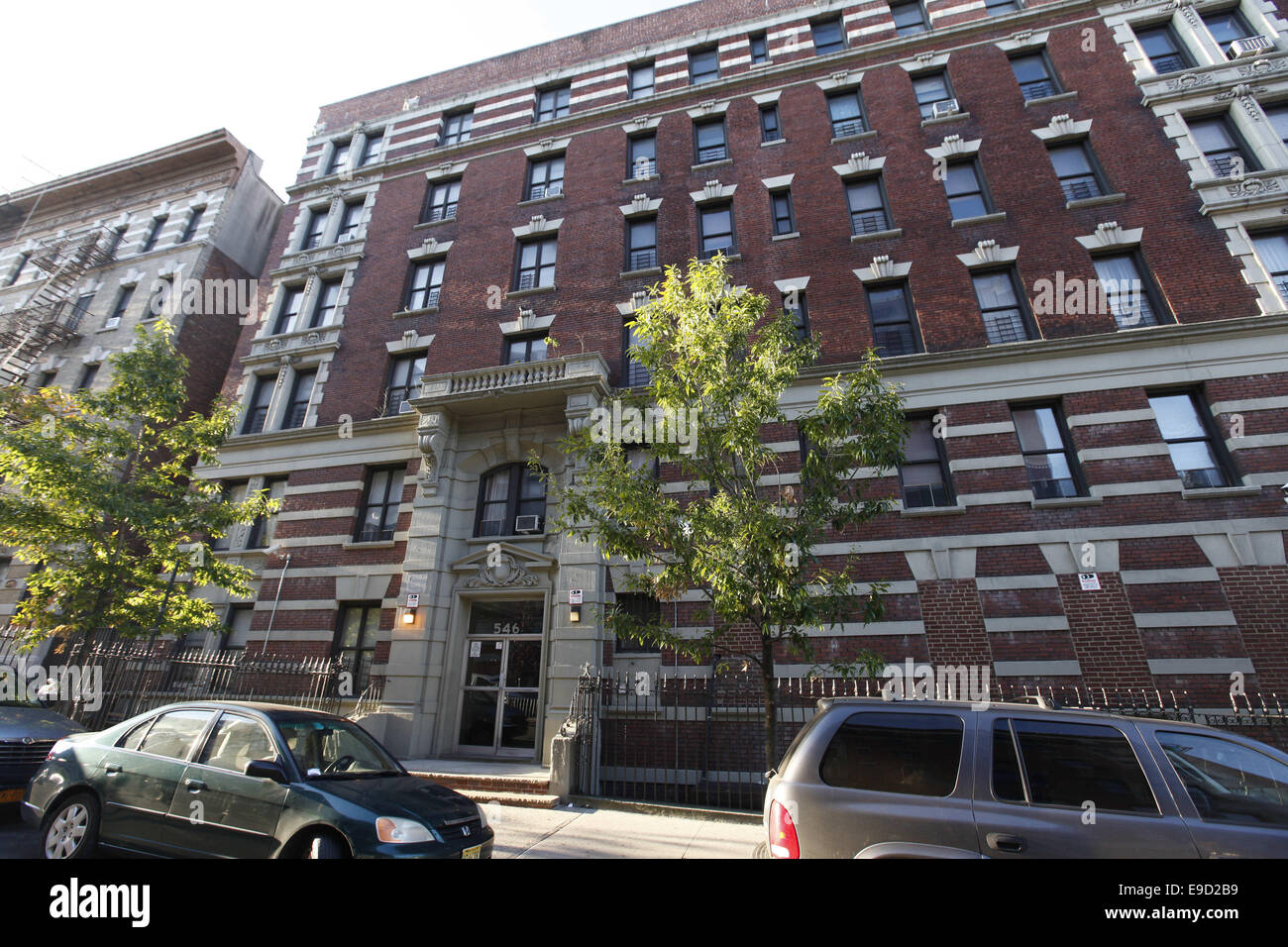 Bellevue hospital exterior hi-res stock photography and images - Alamy