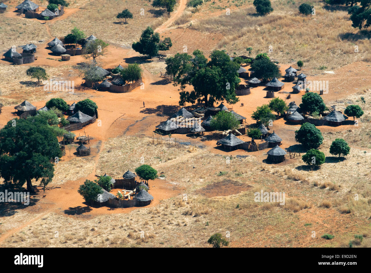 Zimbabwe village hi-res stock photography and images - Alamy
