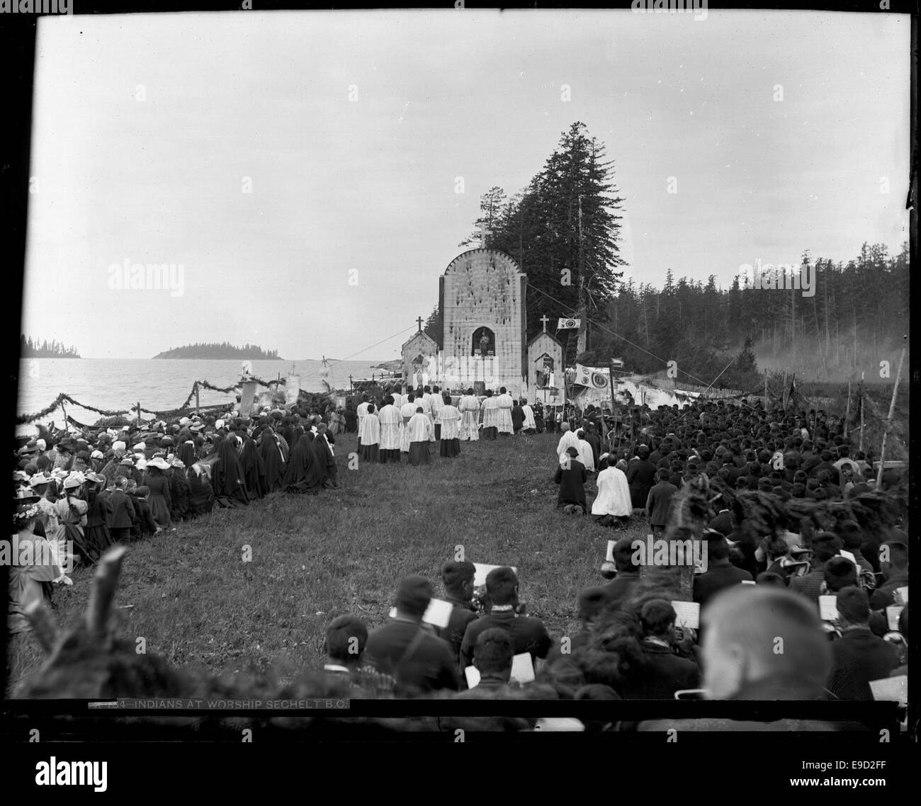Canadian first nations gathering hi-res stock photography and images ...