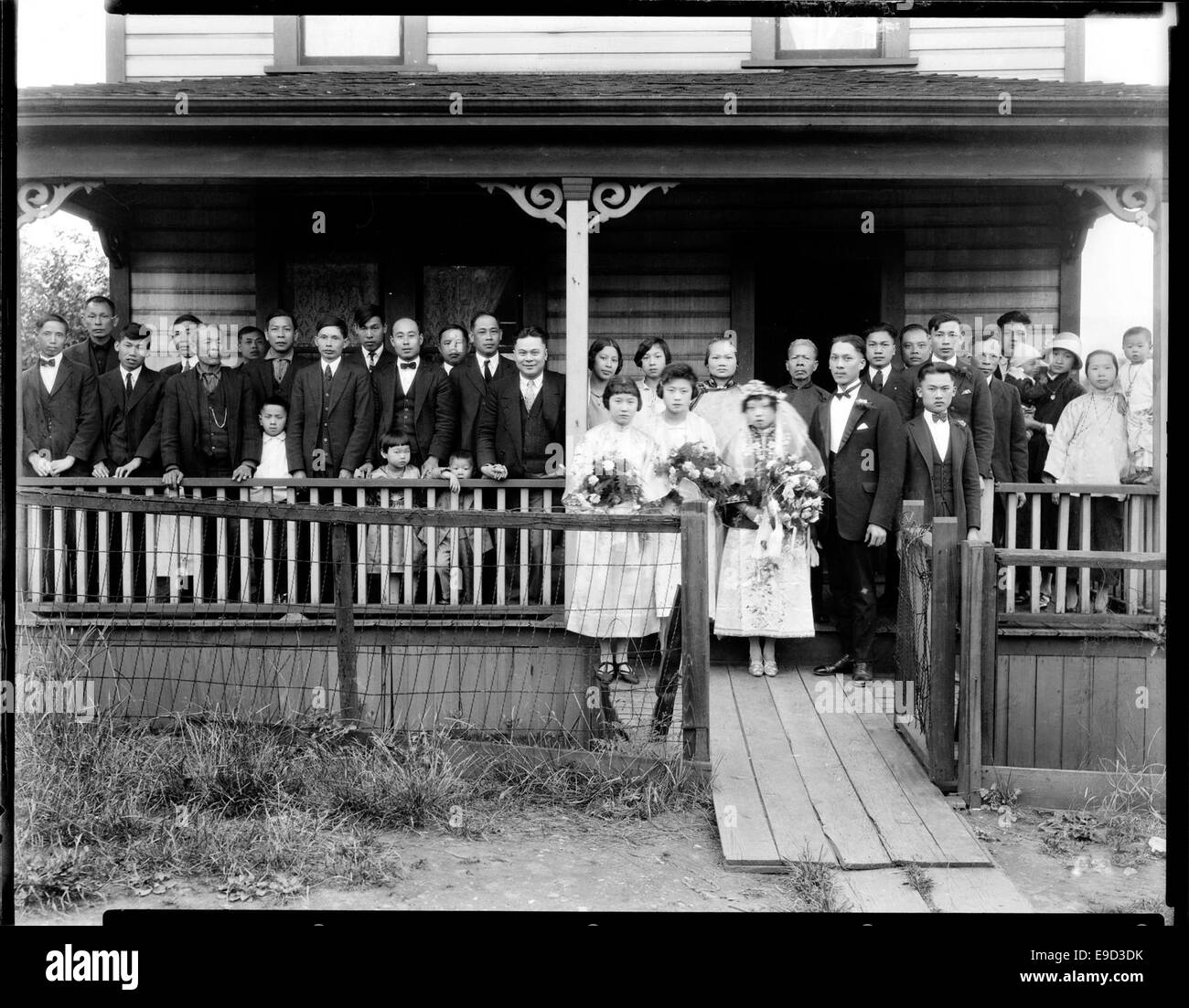 Family wedding celebration Black and White Stock Photos & Images - Alamy