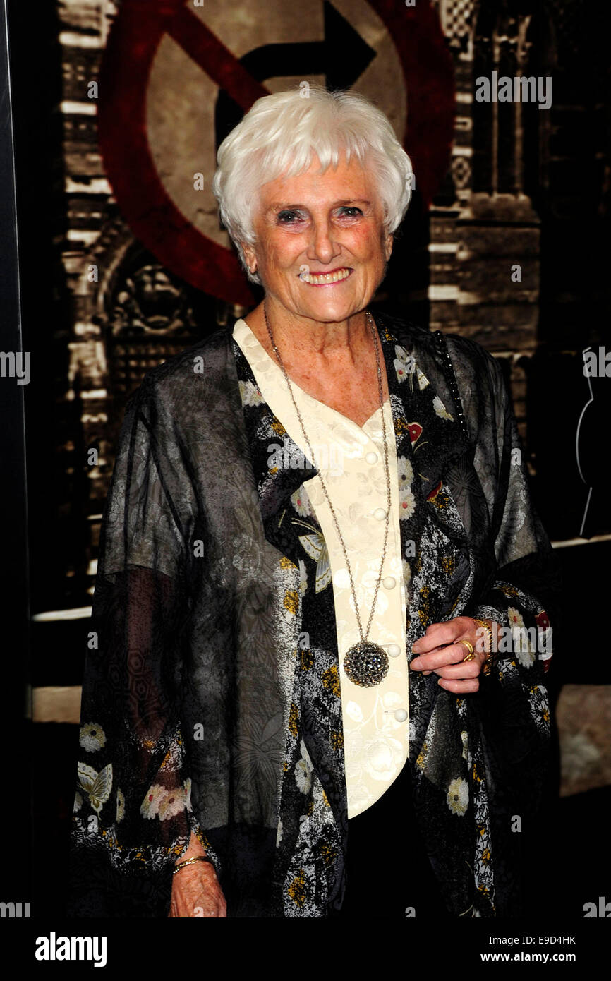 Beryl vertue hi-res stock photography and images - Alamy