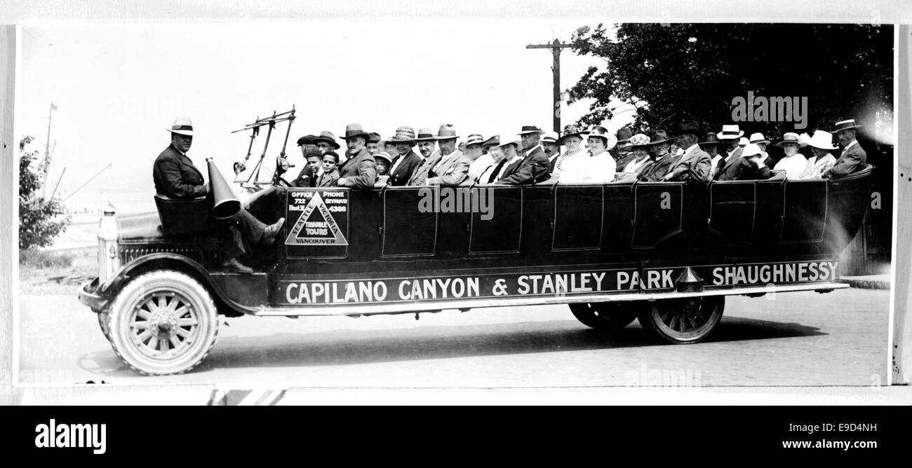 Old charabanc hi-res stock photography and images - Alamy