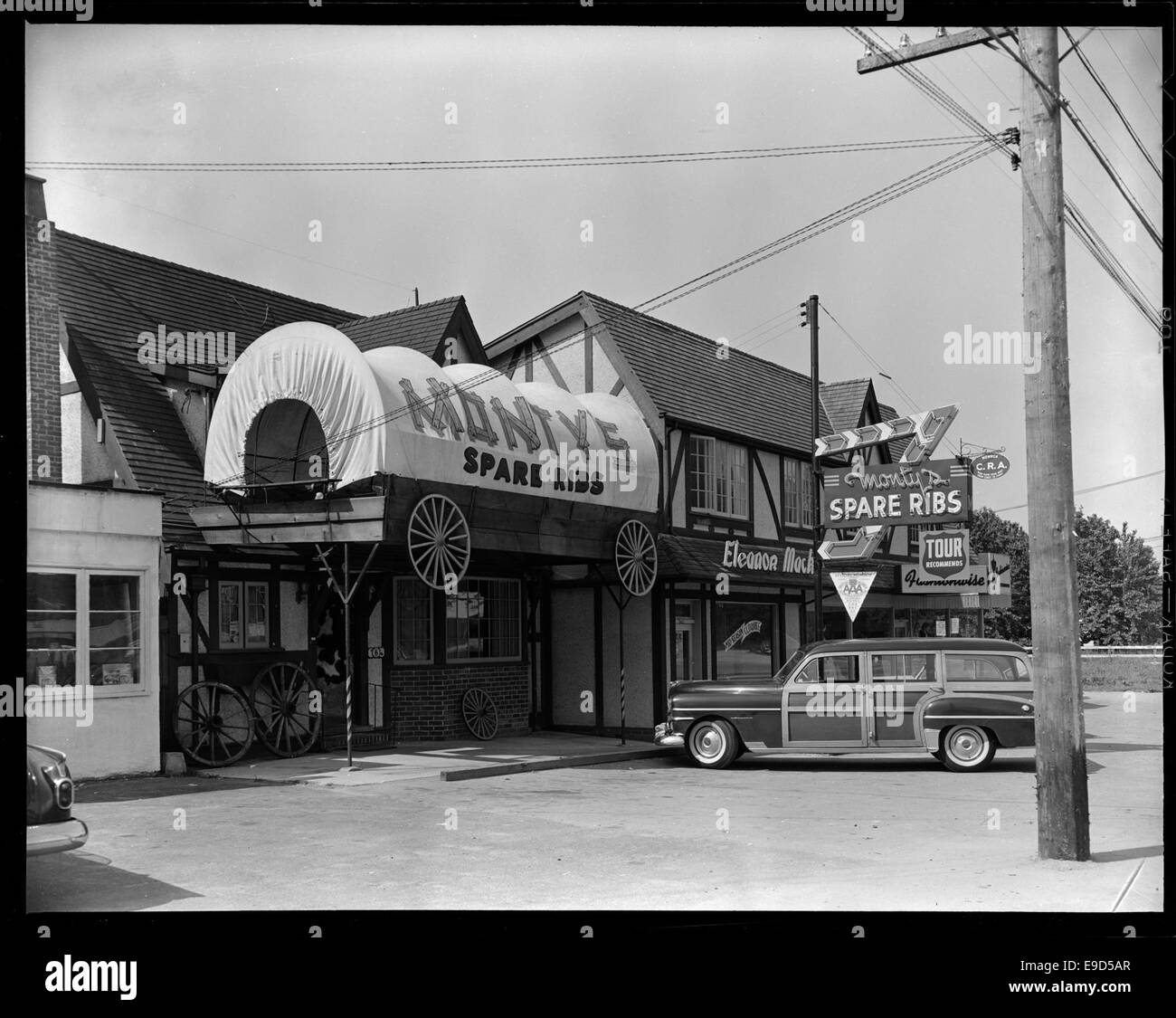 Military history vehicle Black and White Stock Photos & Images - Alamy