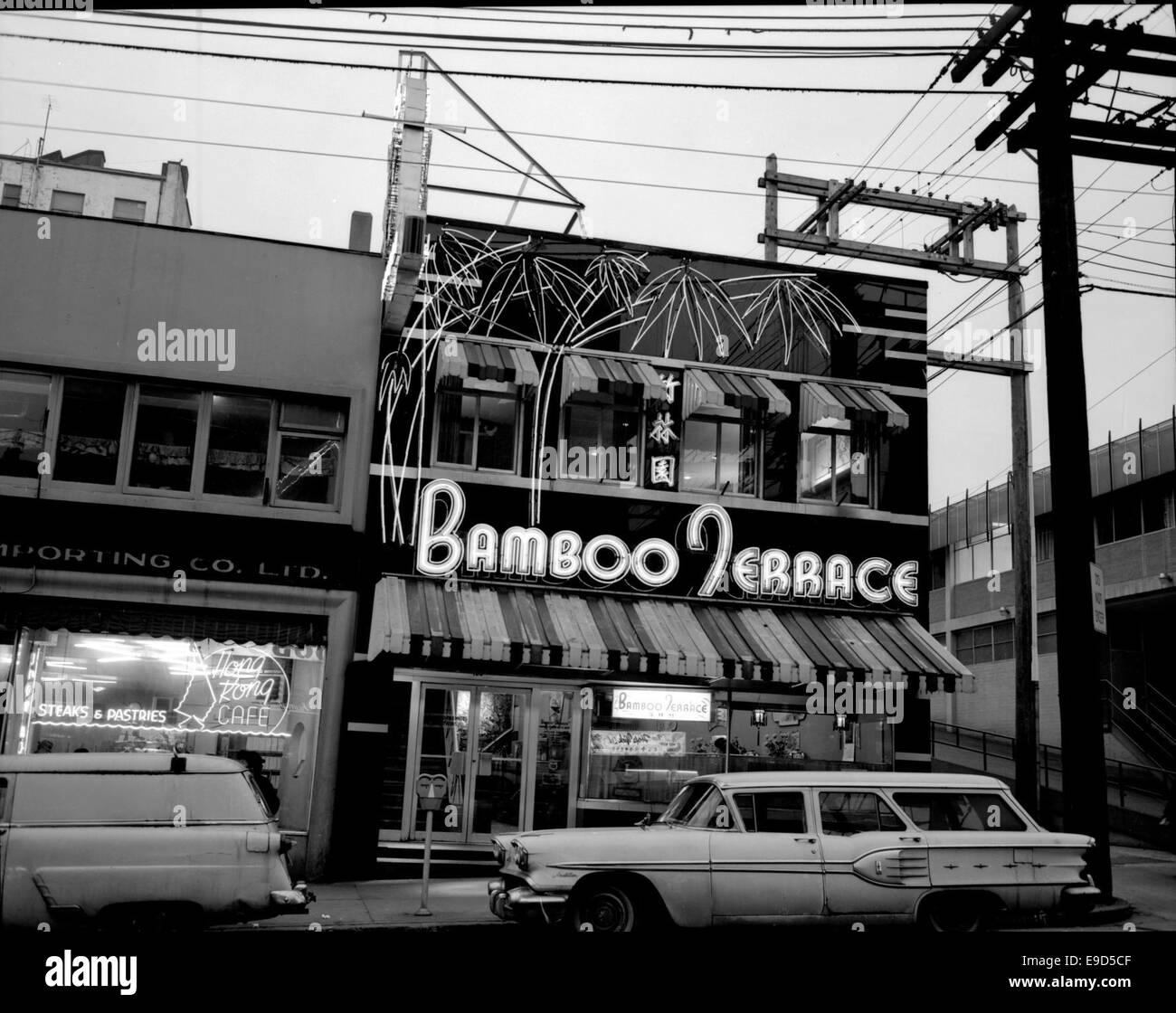 Eatery exterior Black and White Stock Photos & Images - Alamy