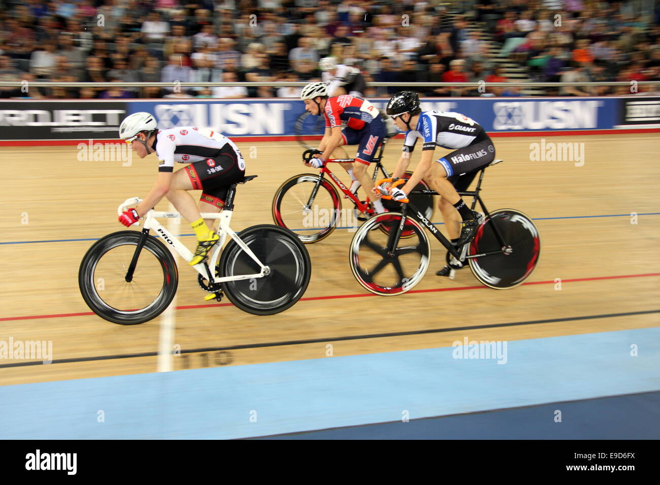 Lee Valley VeloPark, London, UK. 25th October 2014. Revolution Series ...